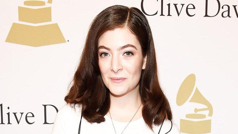Lorde Net Worth - Net Worth Zone